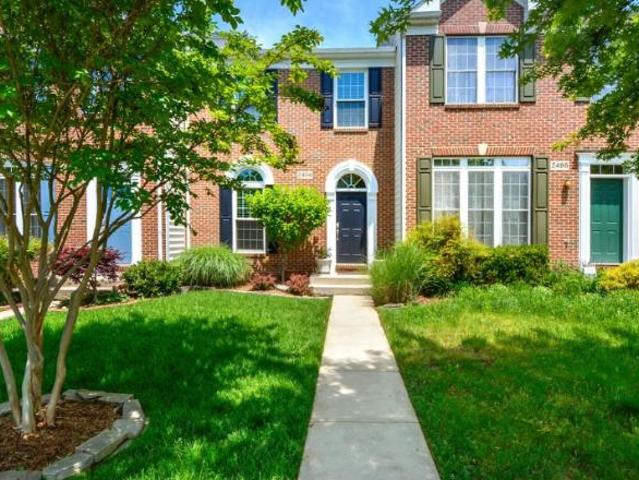 4 Br, 4 bath, Townhouse/Brownstone/RowHouse 2494 Jostaberry Way