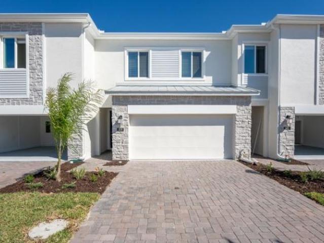 4 Br, 4 bath, Townhouse/Brownstone/RowHouse 286 Bogey Drive
