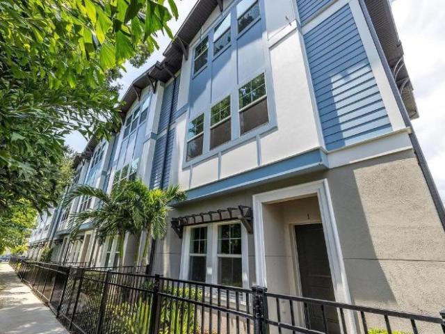 4 Br, 4 bath, Townhouse/Brownstone/RowHouse 3120 W Azeele St