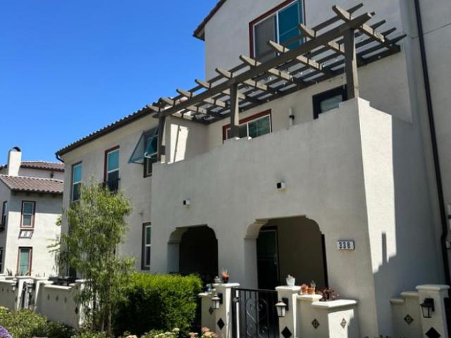 4 Br, 4 bath, Townhouse/Brownstone/RowHouse 338 Dominguez Street