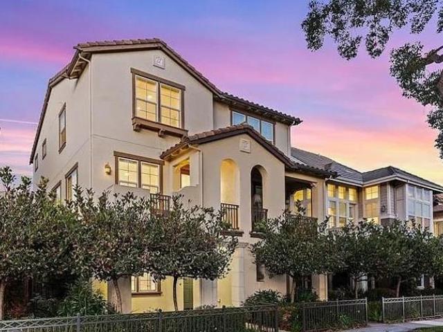 4 Br, 4 bath, Townhouse/Brownstone/RowHouse 40203 Antigua Rose Ter