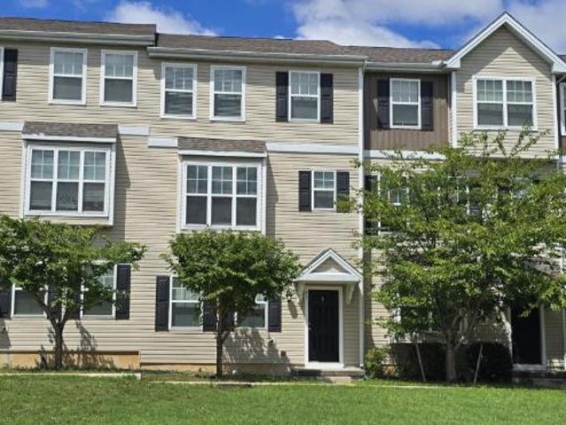 4 Br, 4 bath, Townhouse/Brownstone/RowHouse 47 Tyndall Trl