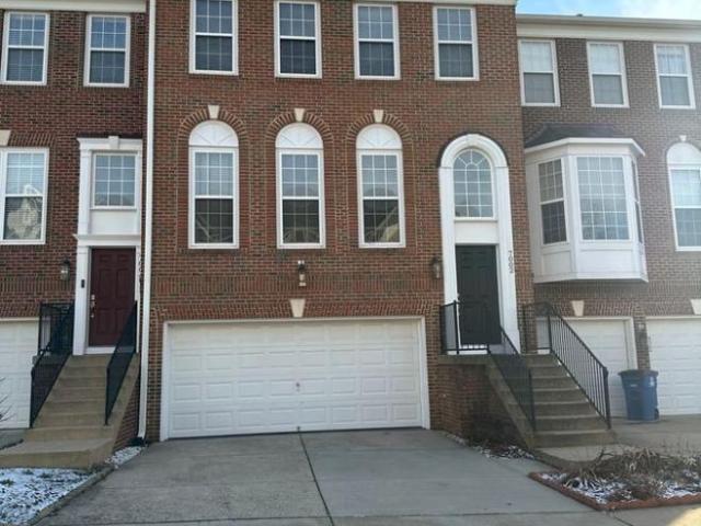 4 Br, 4 bath, Townhouse/Brownstone/RowHouse 7002 Courtyard Way