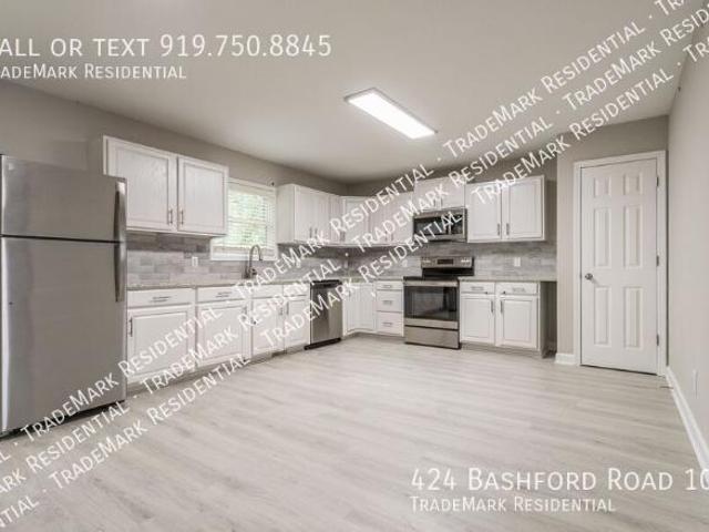 4 Br, 4 bath, Condo 424 Bashford Rd