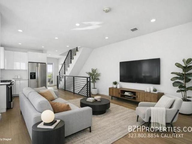 4 Br, 4 bath, Condo 4523 1/2 St Elmo Dr