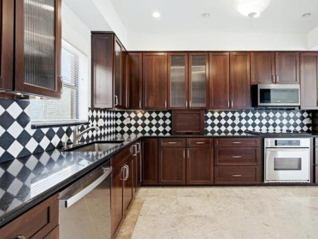 4 Br, 4 bath, Condo 1640 Presidential Way