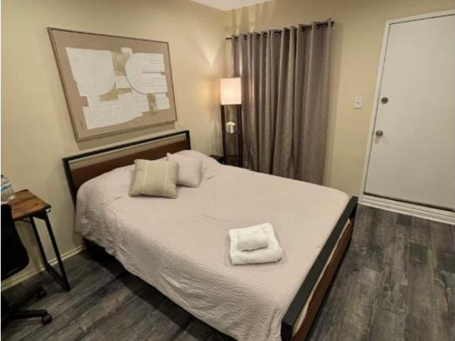 4 Br, 4 bath, Condo 248 S Doheny Dr Unit 2