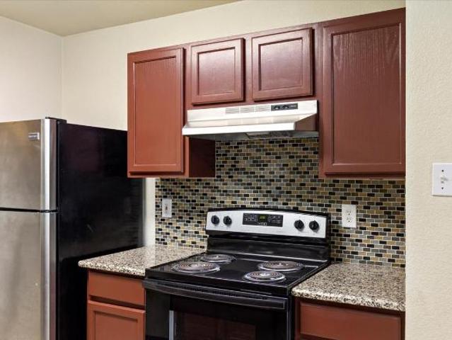 4 Br, 4 bath, Other 887 Sagewood Trail