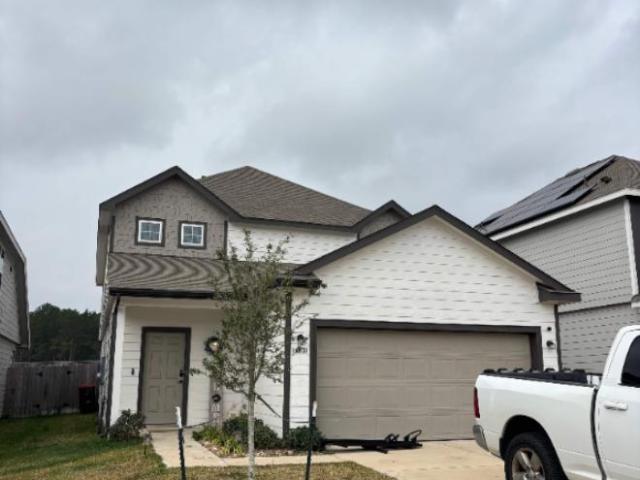 4 Br, 4 bath, Single Family 14031 Chinook Drive