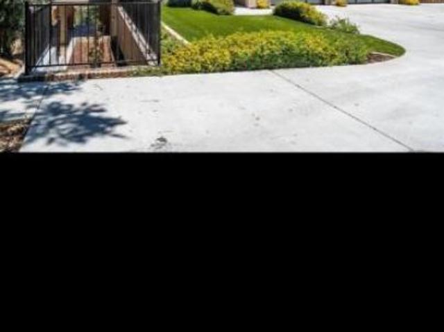 4 Br, 4 bath, Single Family 16229 Wikiup Rd