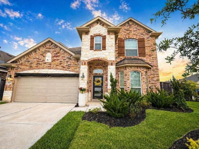 4 Br, 4 bath, Single Family 1927 Willow Rock Way