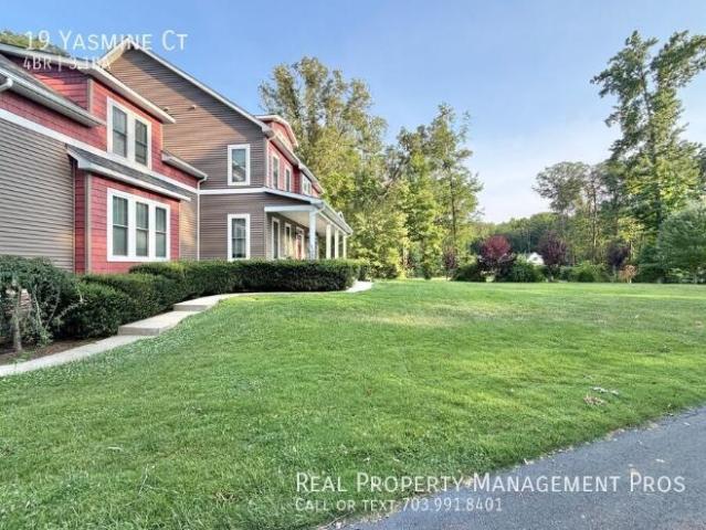 4 Br, 4 bath, Single Family 19 Yasmine Ct