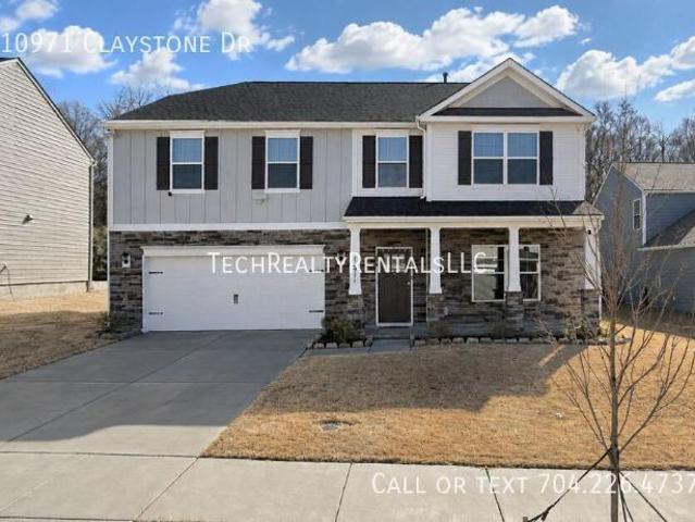 4 Br, 4 bath, Single Family 10971 Claystone Dr