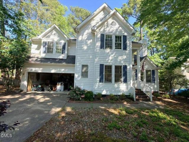 4 Br, 4 bath, Single Family 109 E Seve Court