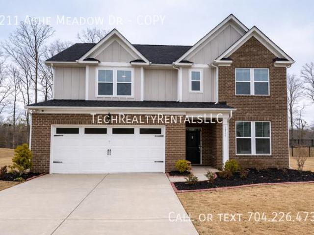 4 Br, 4 bath, Single Family 1211 Ashe Meadow Dr