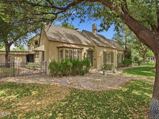 4 Br, 4 bath, Single Family 1238 W Coronado Road