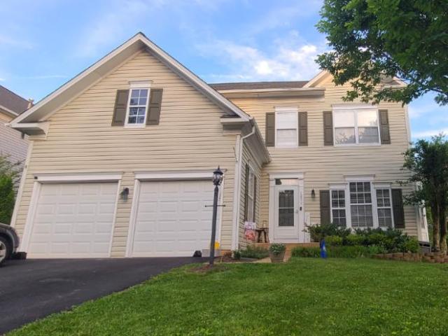 4 Br, 4 bath, Single Family 12577 Garry Glen Drive
