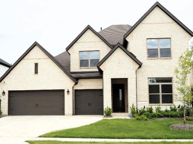 4 Br, 4 bath, Single Family 2613 Rosewood Way