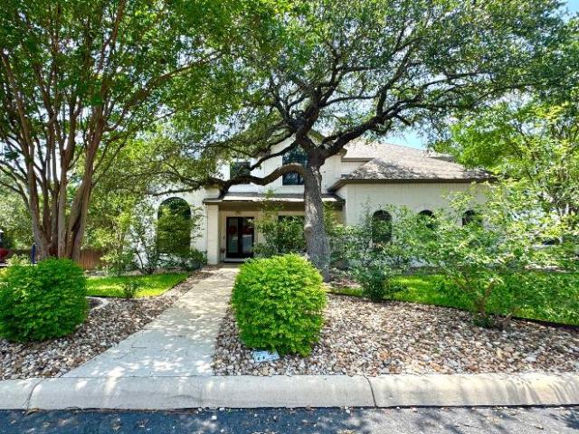 4 Br, 4 bath, Single Family 22223 Roan Forest