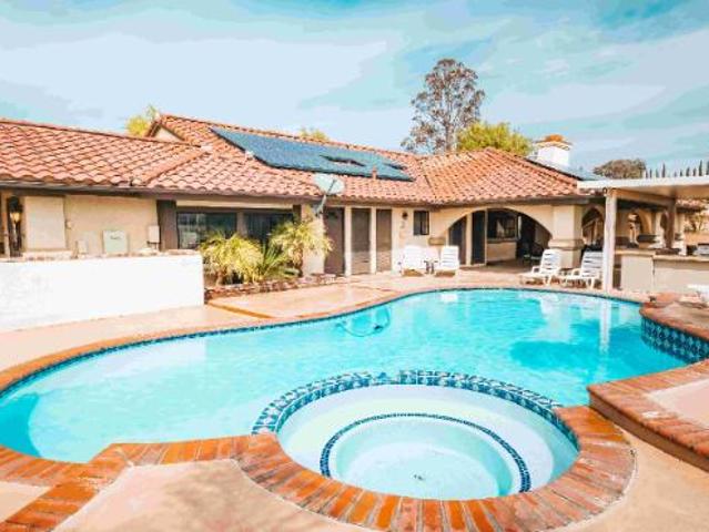 4 Br, 4 bath, Single Family 38580 Ganson Pl