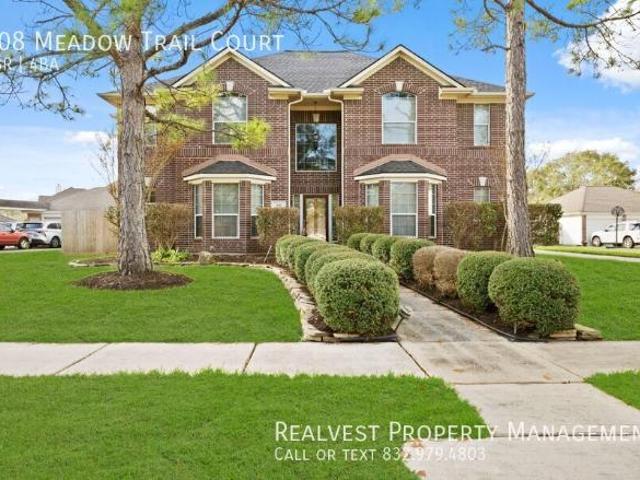 4 Br, 4 bath, Single Family 308 Meadow Trail Court