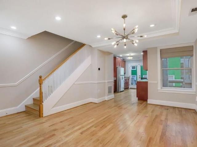 4 Br, 4 bath, Single Family 447 Newton Pl Nw