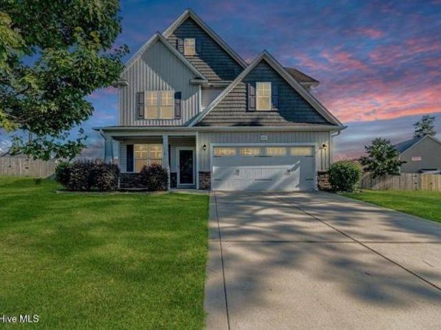 4 Br, 4 bath, Single Family 457 N Prince Henry Way