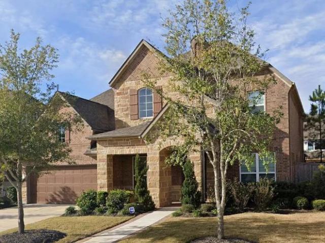 4 Br, 4 bath, Single Family 47 Scepter Rdg