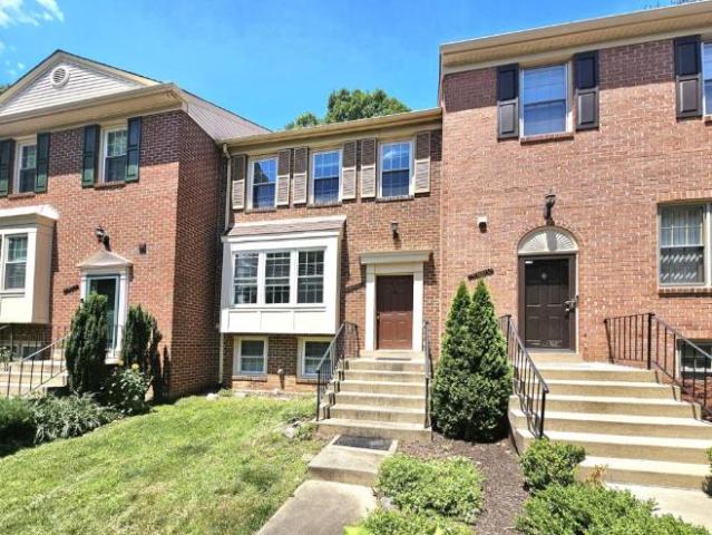 4 Br, 4 bath, Single Family 4802 Treasure Ct