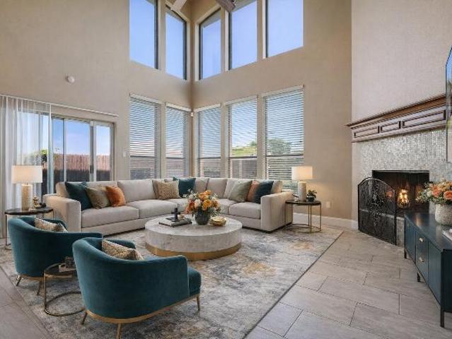 4 Br, 4 bath, Single Family 416 Cypress Hill Drive