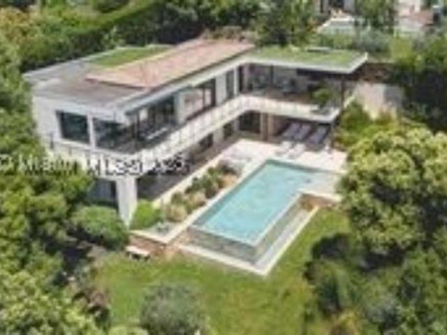 4 Br, 4 bath, Single Family 41 Route Des Breguieres