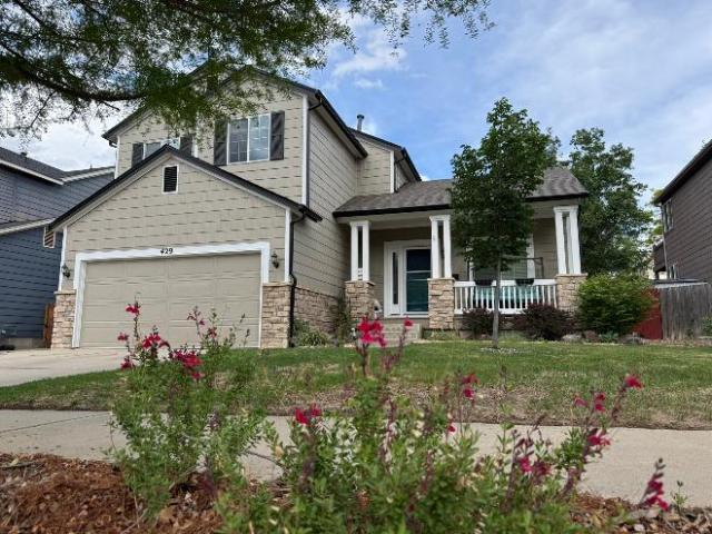 4 Br, 4 bath, Single Family 429 Simmons Ct