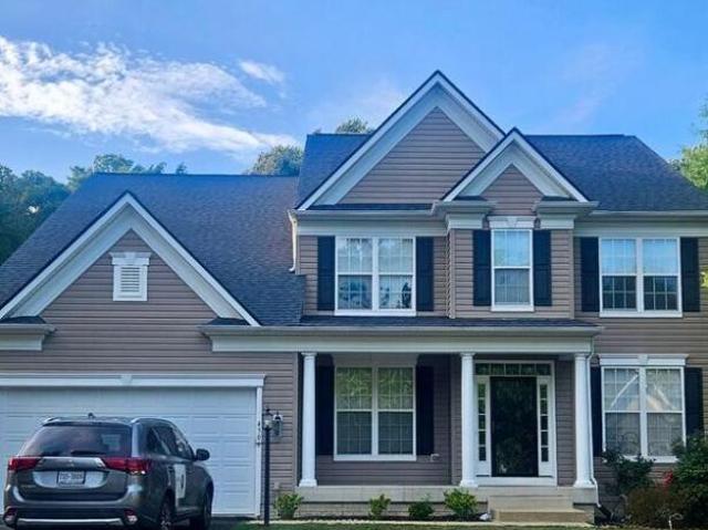 4 Br, 4 bath, Single Family 4306 Chatham Dr
