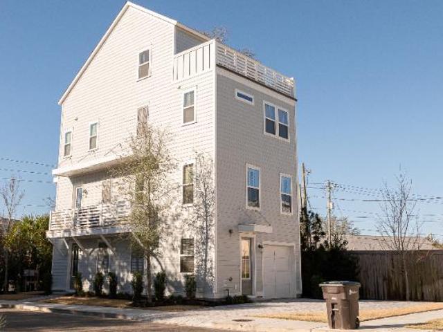 4 Br, 4 bath, Single Family 553 Cooper Village Ln