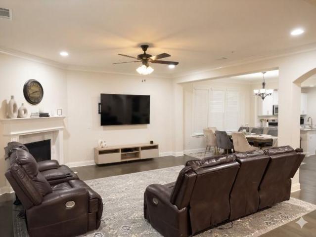 4 Br, 4 bath, Single Family 5510 Vendelay Ln