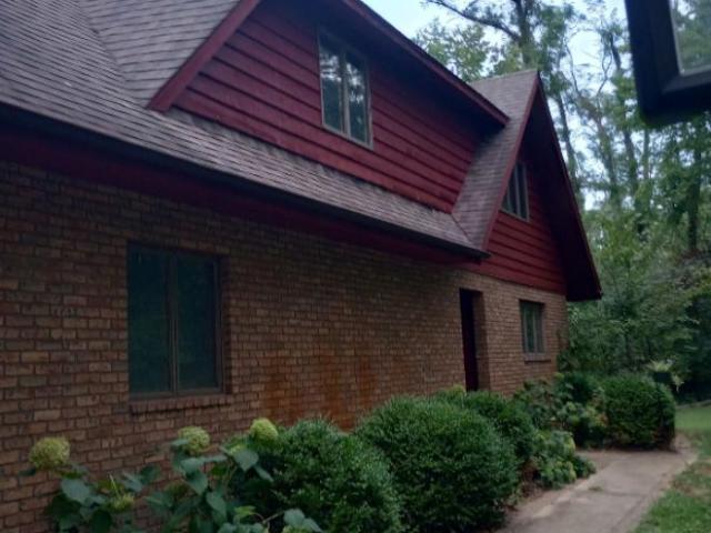 4 Br, 4 bath, Single Family 5545 Chris Dr