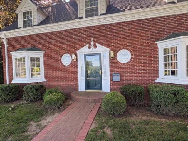 4 Br, 4 bath, Single Family 500 Ott St