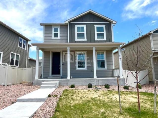 4 Br, 4 bath, Single Family 5191 Roundhouse Drive