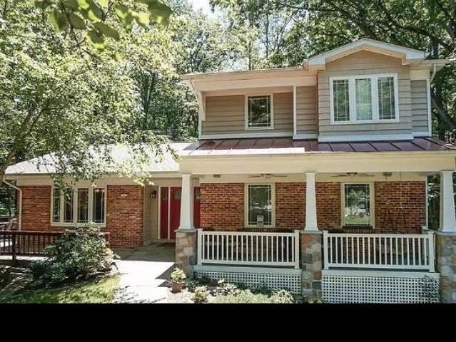 4 Br, 4 bath, Single Family 5214 Redwing Dr