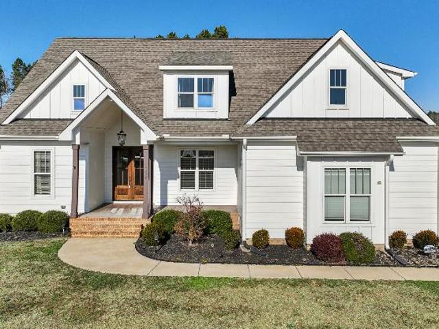 4 Br, 4 bath, Single Family 654 Christian Light Rd