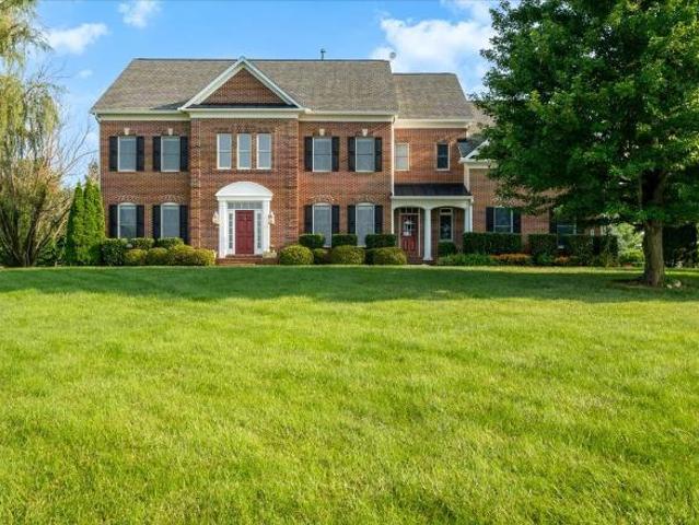 4 Br, 4 bath, Single Family 6110 Holter Rd