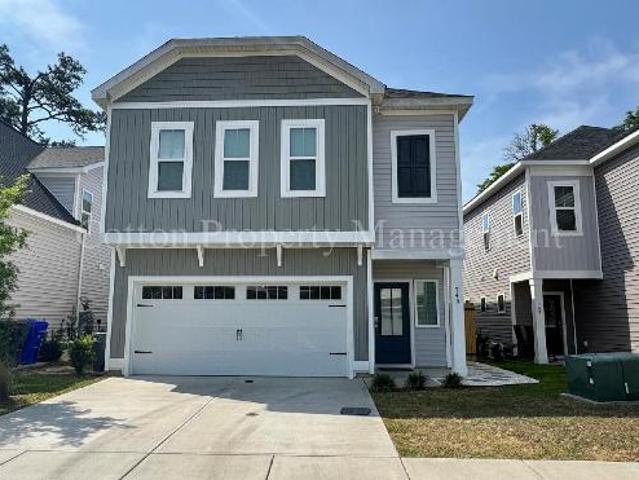 4 Br, 4 bath, Single Family 745 Cypress Village Pl
