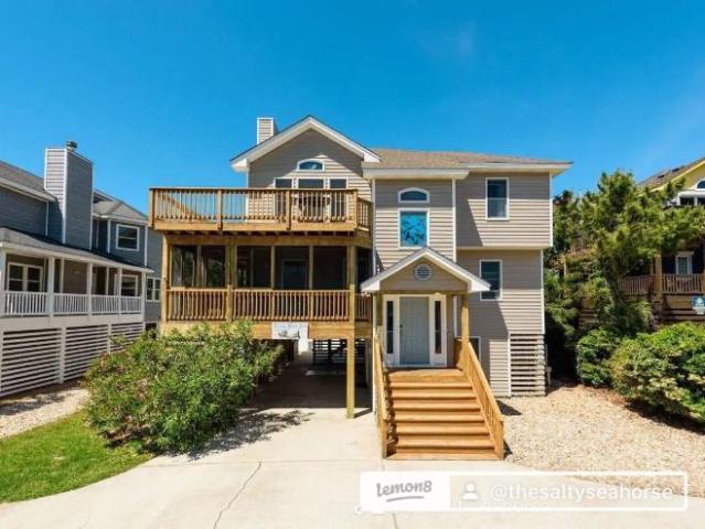 4 Br, 4 bath, Single Family 750 Seahorse Ct