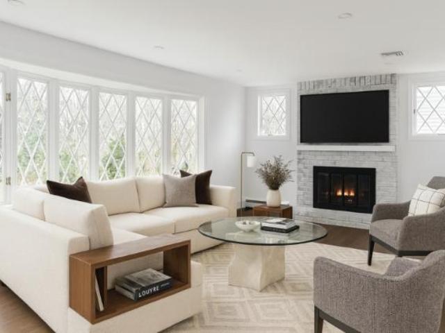 4 Br, 4 bath, Single Family 71 Tiffany Drive