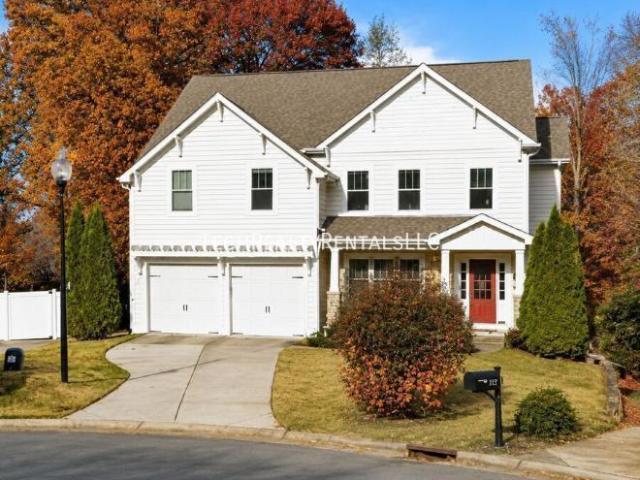 4 Br, 4 bath, Single Family 8003 Rittenhouse Cir