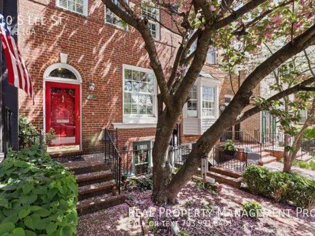 4 Br, 4 bath, Single Family 810 S Lee St