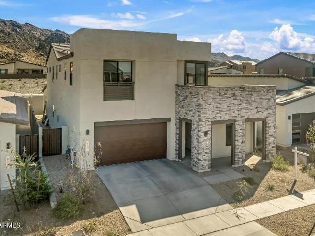 4 Br, 4 bath, Single Family 829 E Monte Way