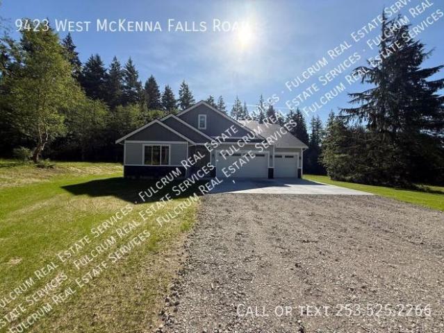 4 Br, 4 bath, Single Family 9423 West Mckenna Falls Road