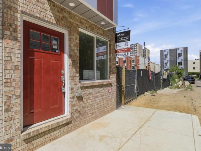 4 BR, 4 BA Apartment 1511 W Flora St, Phialdephia, PA 19121