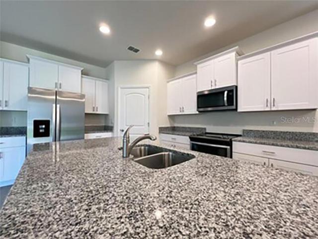 4 BR, 4 BA Apartment 15663 Pelican Cay Drive, Winter Garden, FL 34787